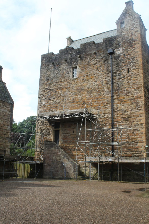 Deans Castle aka Castle Fraser | My Outlander Adventure