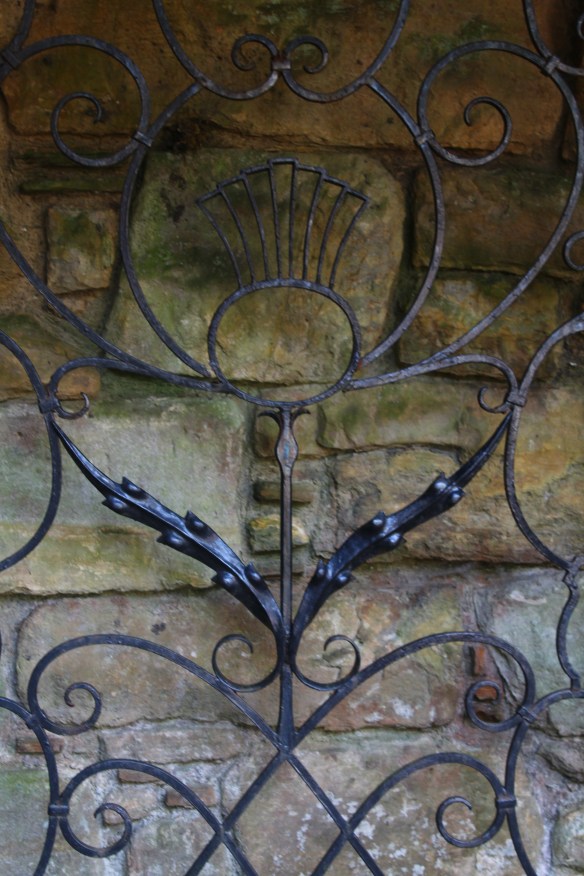 Deans Castle aka Castle Fraser | My Outlander Adventure